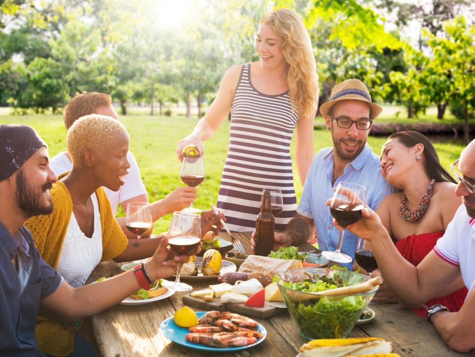 Outdoor Dining With Style - Fifthroom Living
